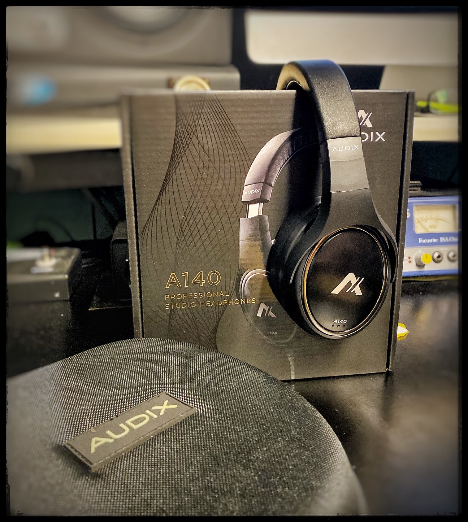Audix A140 Studio Monitor Pro 40 mm Headphones with case+adapters+1.5
